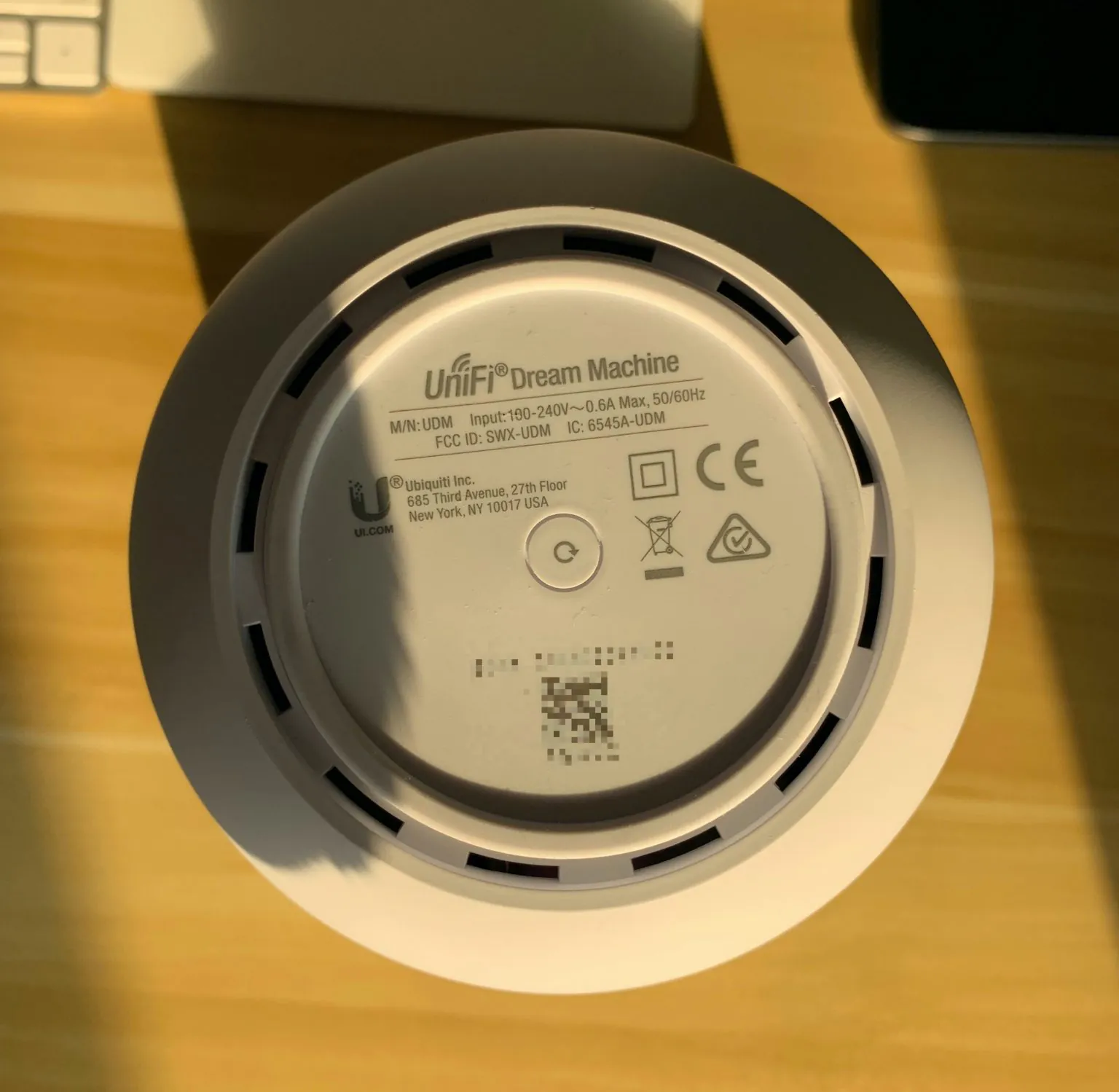 UniFi Dream Machine 使用体验（1）：开箱与设置 – Blanboom